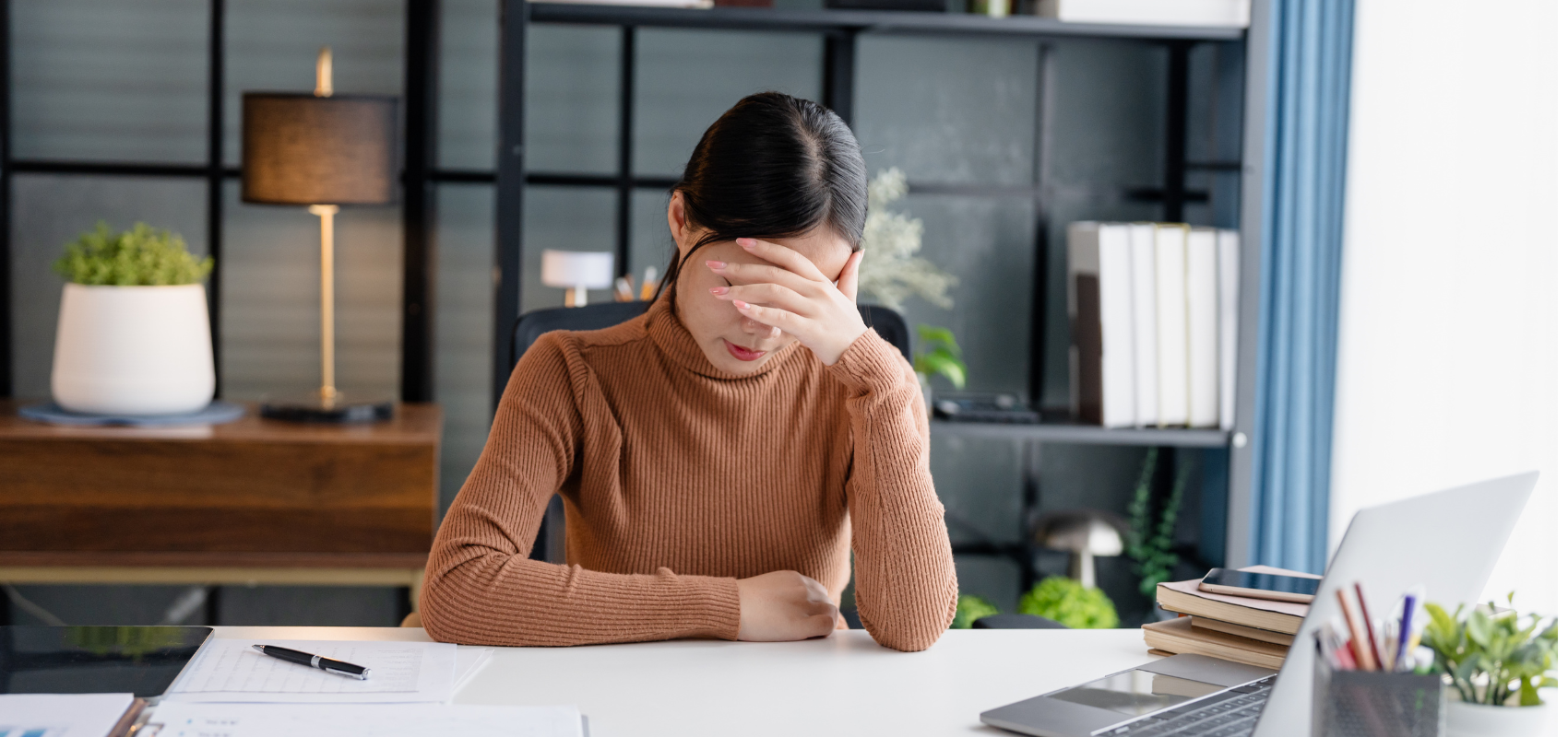 Heb ik een burn-out? 10 signalen om op te letten - BrainNetwork